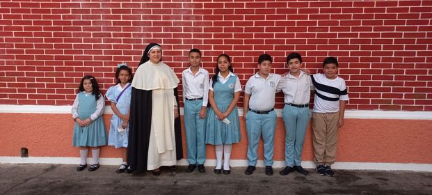 Tags 25 Aniversario Colegio Dominico santa ana