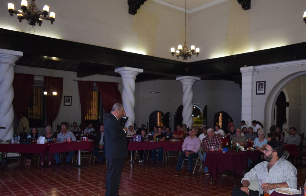 A través de invitación abierta, la Asociación del Casino Santaneco ...